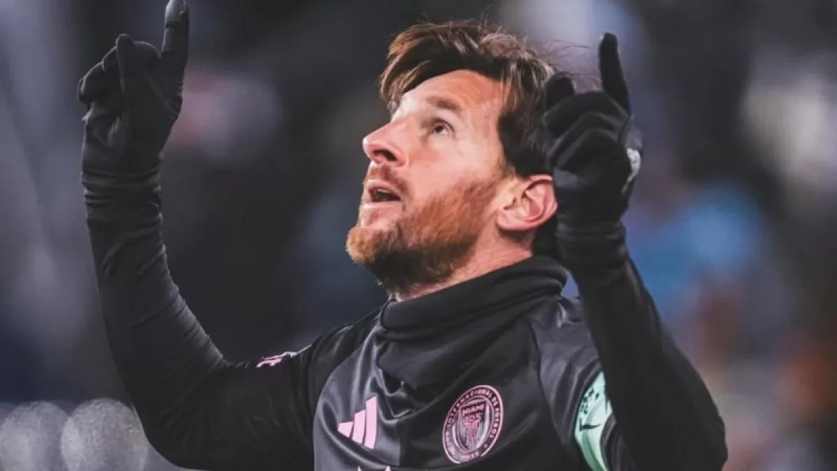 Messi Breaks the Ice (Literally) and Sets a New Record, Igniting the ...